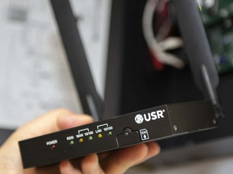 Connectivity hardware for applications | USR